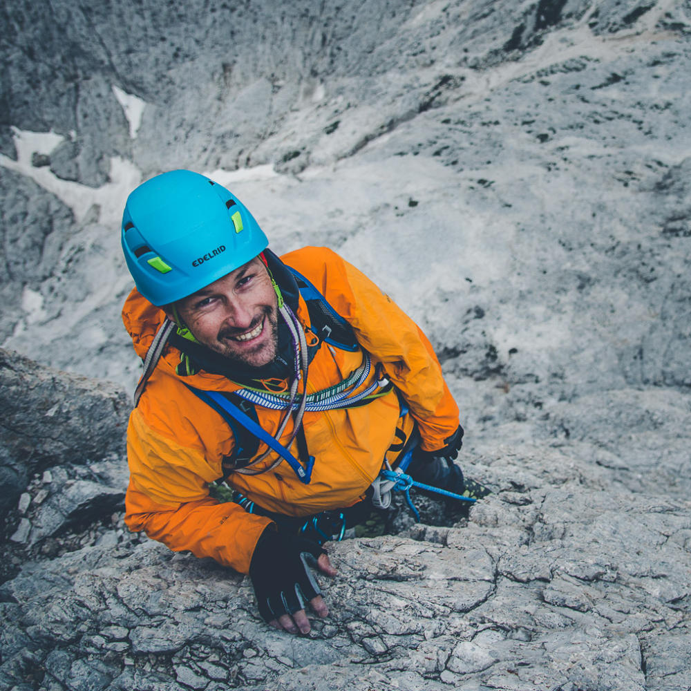 Martin Spitzbart ist unaufhaltbar – Explore Borders